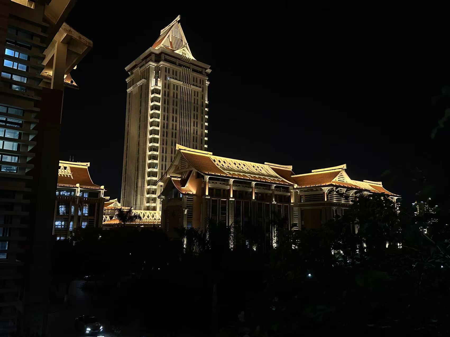 About Me - Nie Minlu / About Me